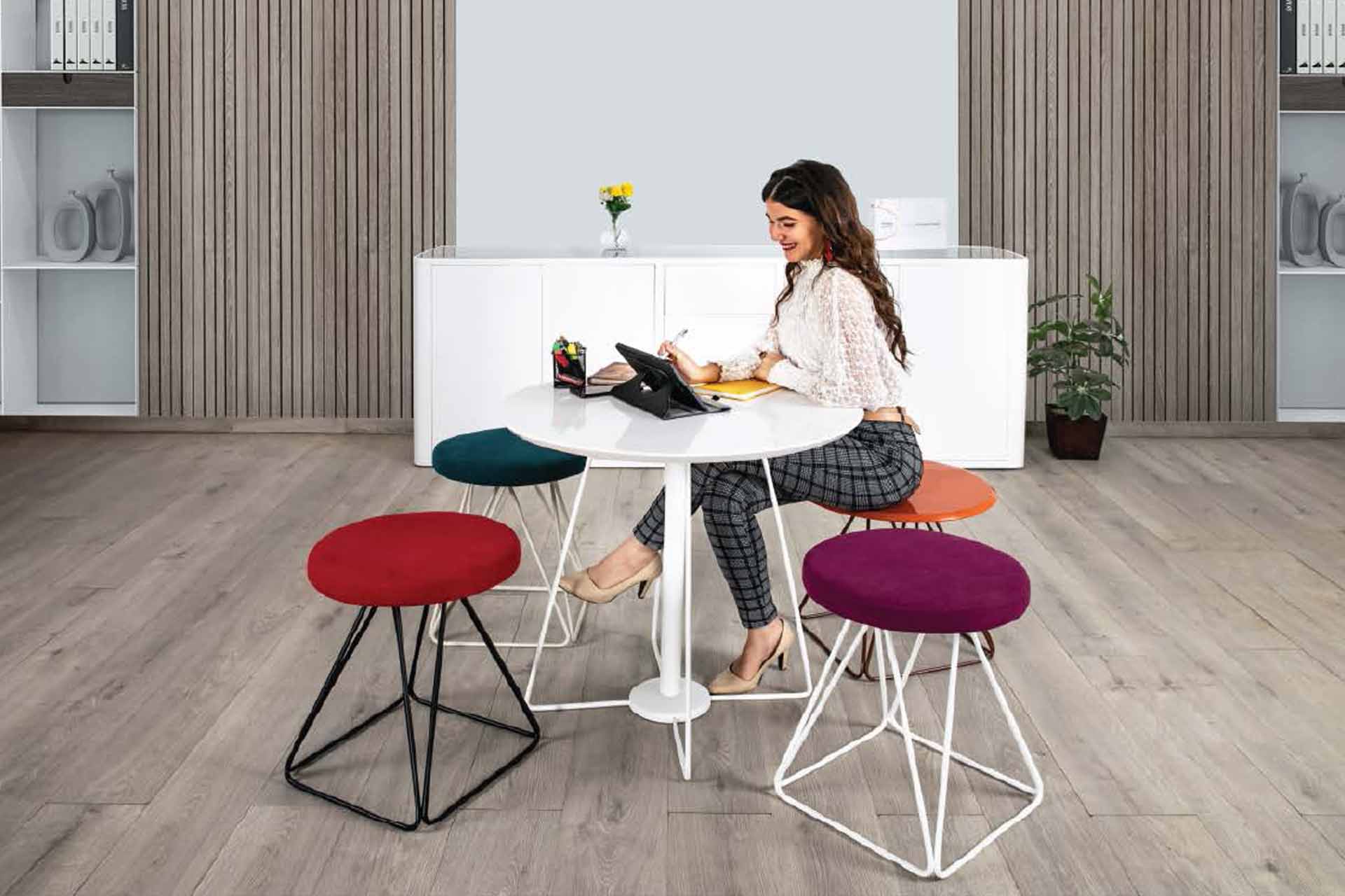 Flora - Future Office Furniture